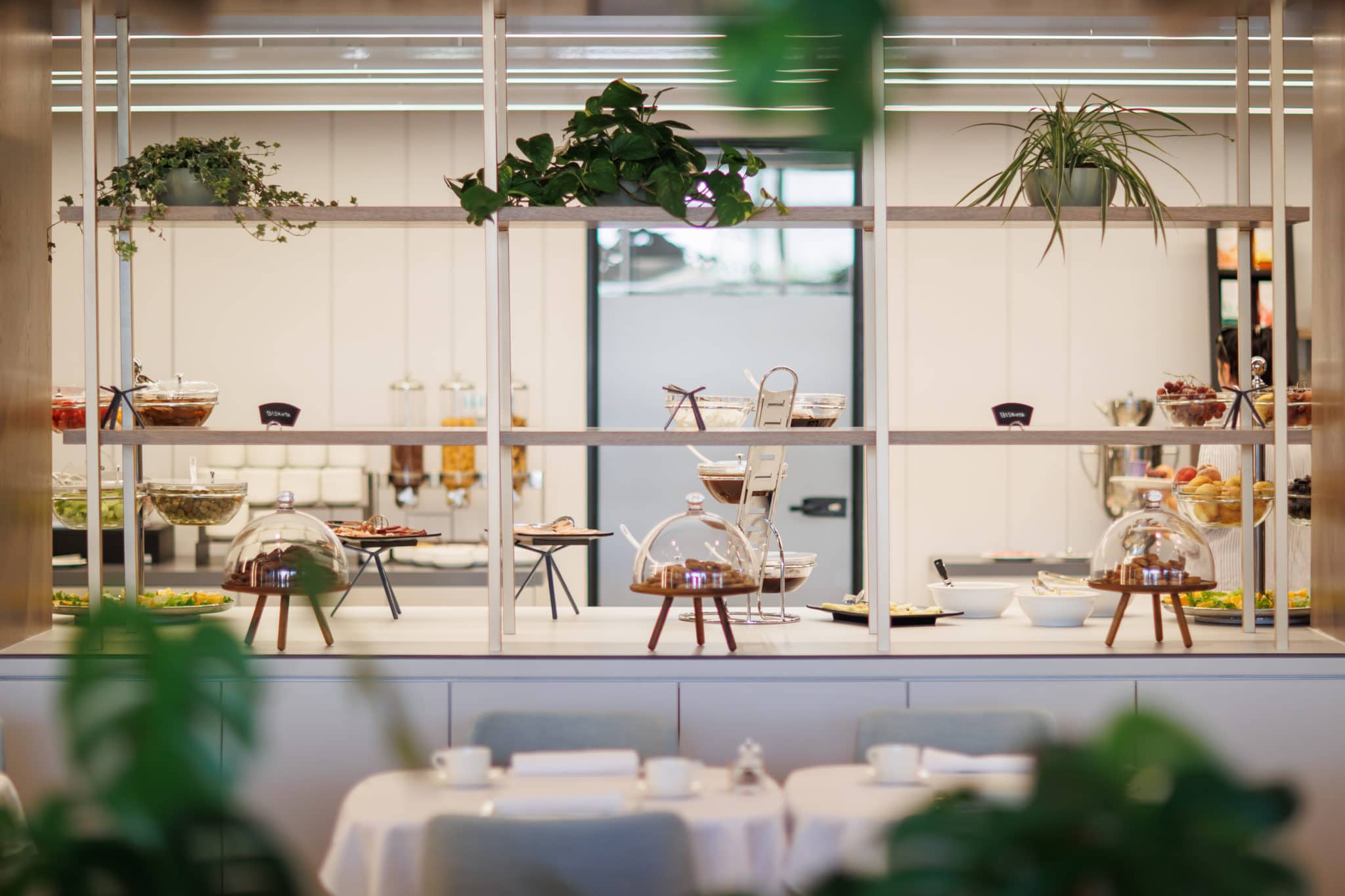 Breakfast Area – Prado Luxury Hotel